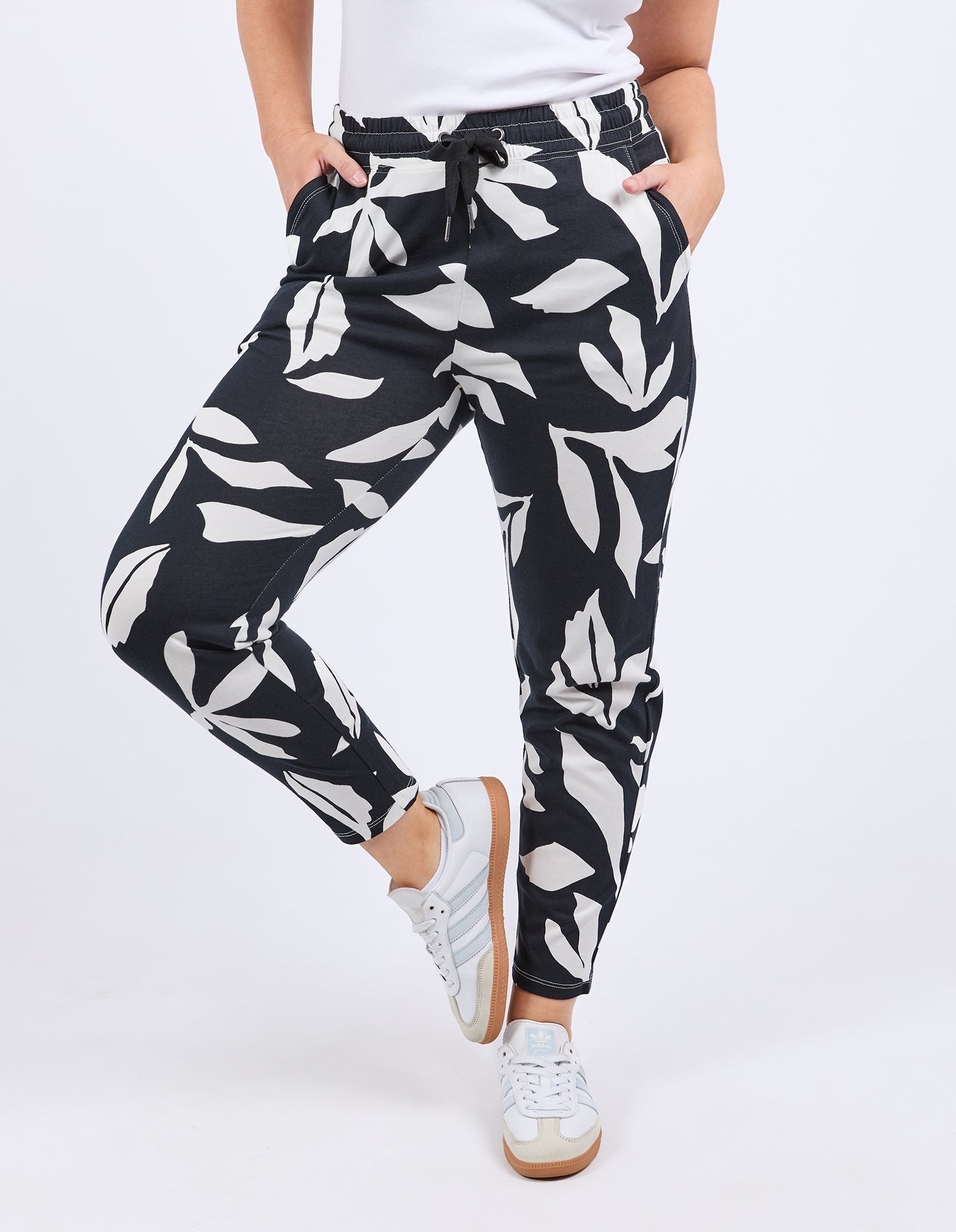 Mimosa Pants - Black – Ramjet Assortments